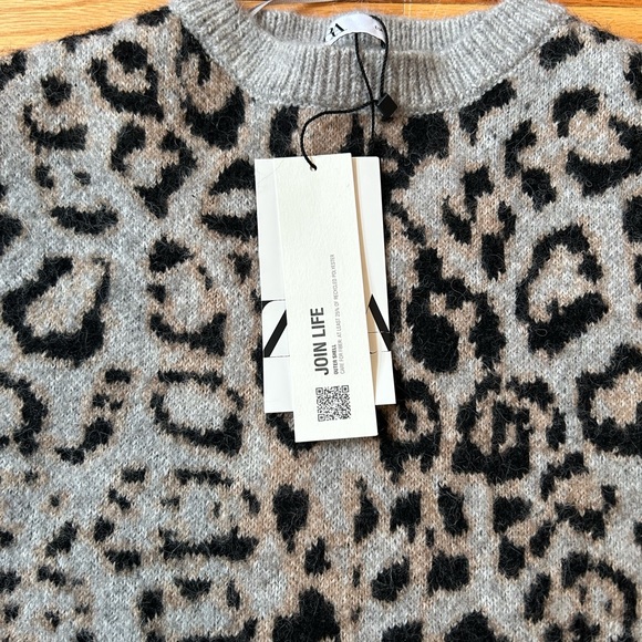 Zara | Sweaters | Nwt Zara Cropped Leopard Print Sweater S | Poshmark